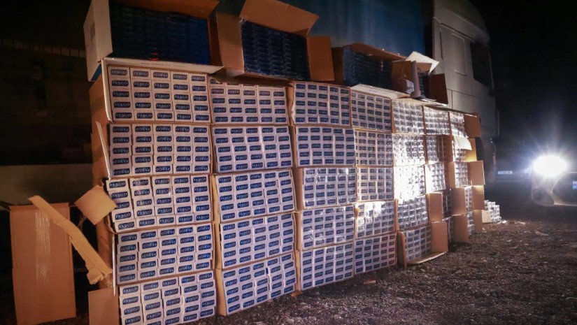 Investigation Service Arrests Suspect in Illegal Cigarette Case