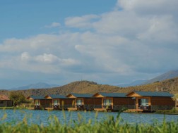 Moretoni Lake Resort