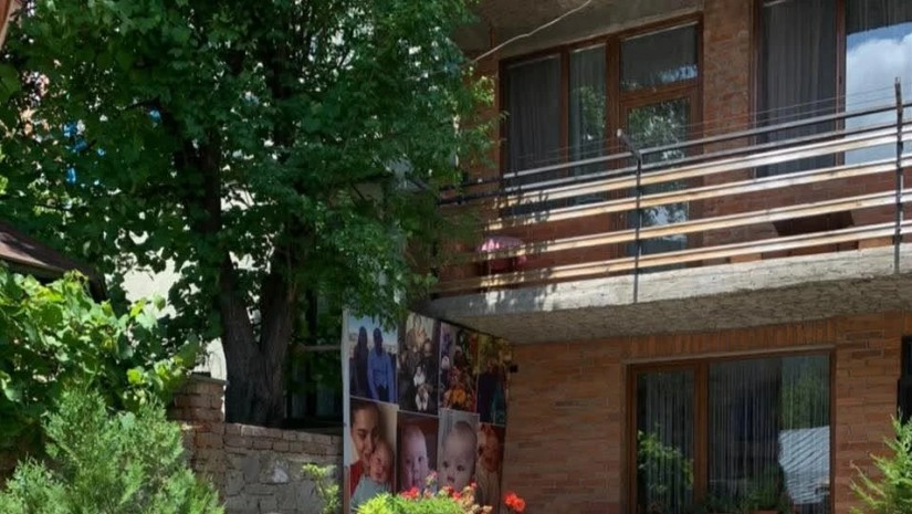 Rooms Cost 50 GEL and Still No One Comes - Borjomi Hotel Owner